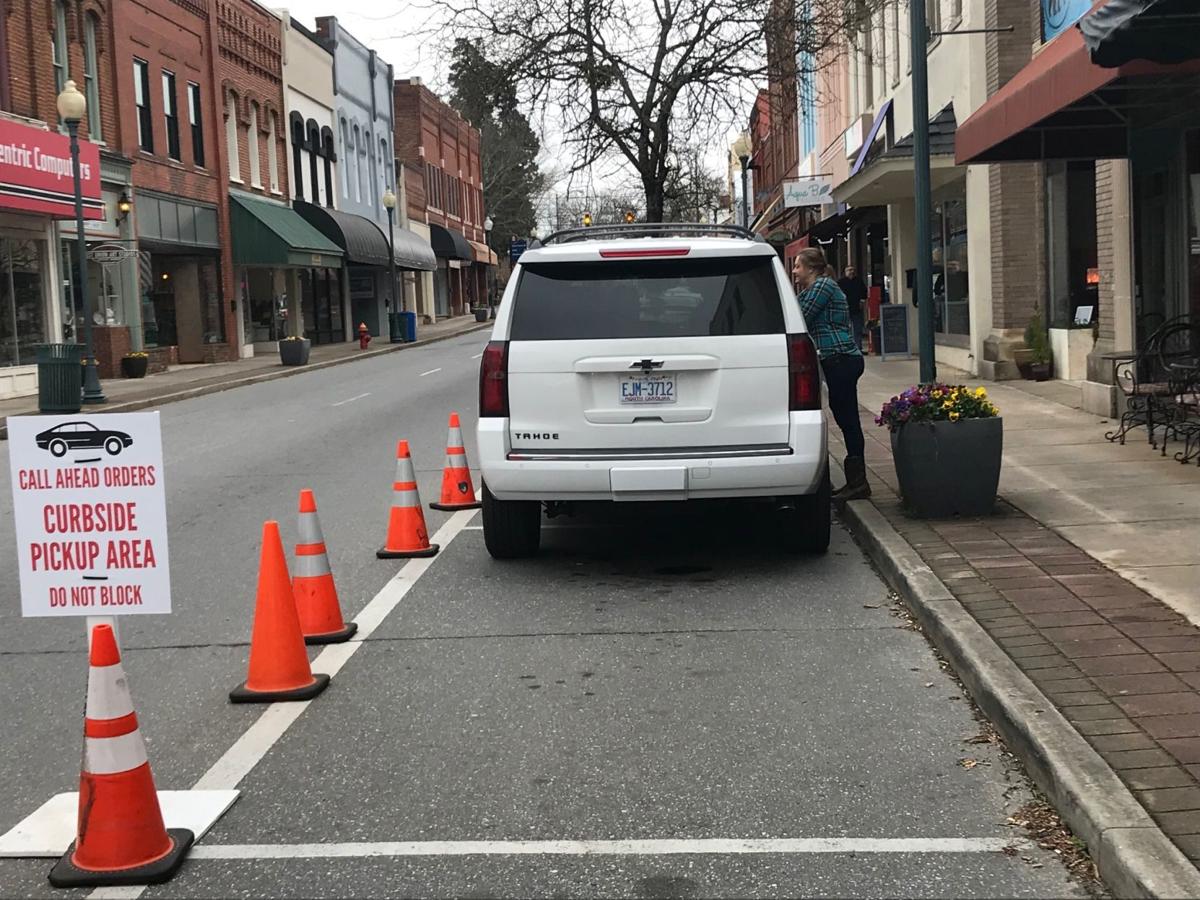 Effective Ways You Must Do To Enhance Your Restaurant Curbside Service ...